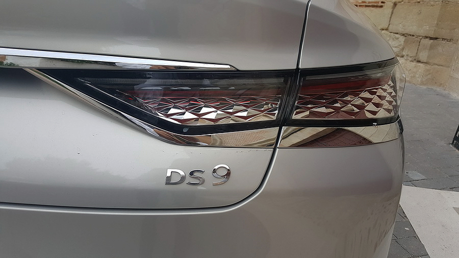 DS9_E-Tense_225_cv_septiembre_2024_10_resize - MotoryViajes.com – ¿A ...